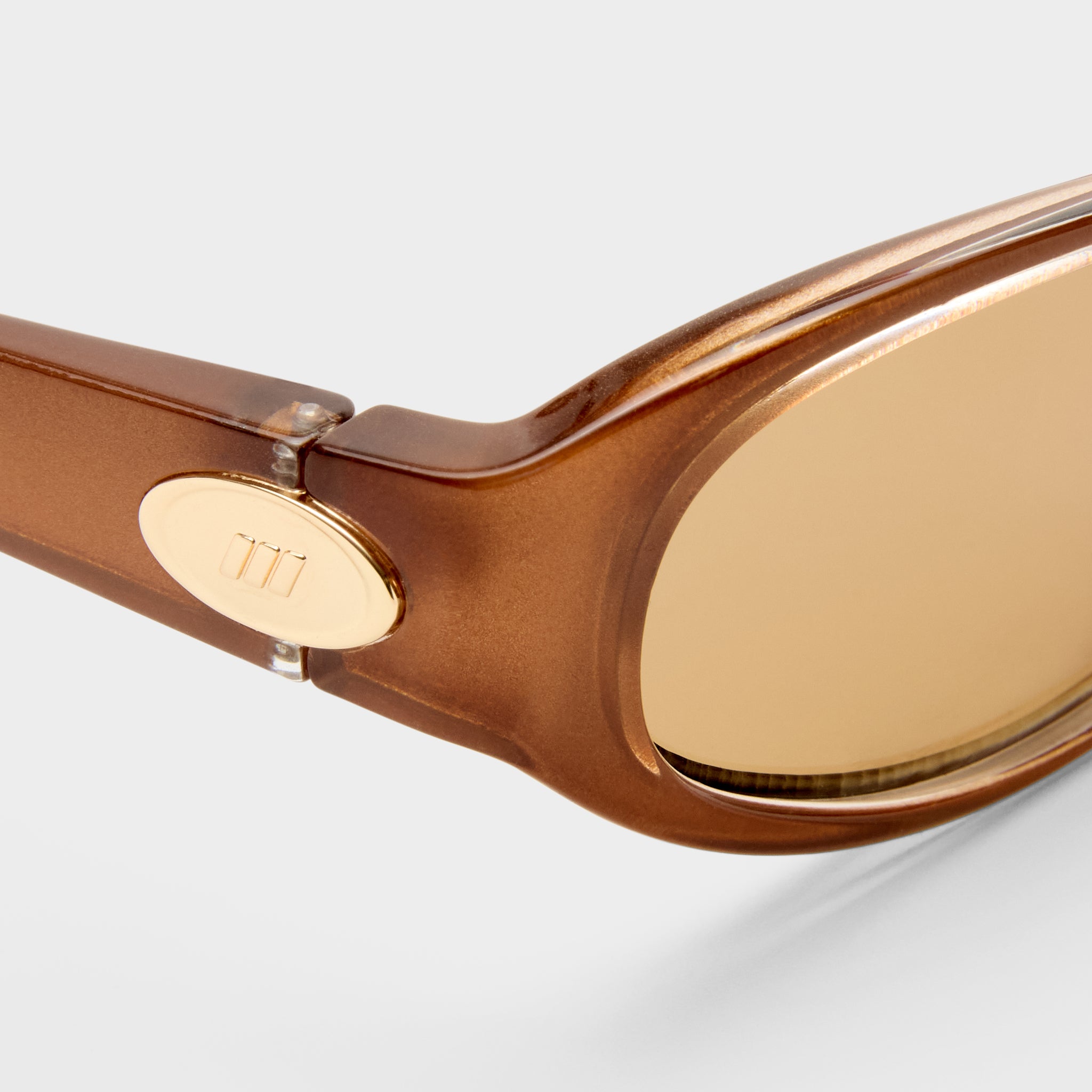 Popalicious Wide Fit Pearl Caramel Female Oval Sunglasses | Le Specs