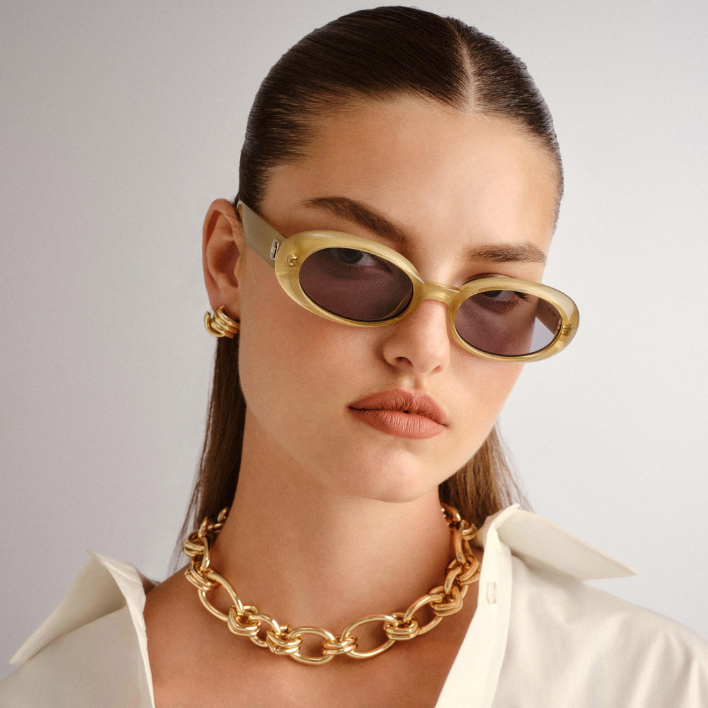Work It! Champagne Pearl Female Oval Sunglasses | Le Specs