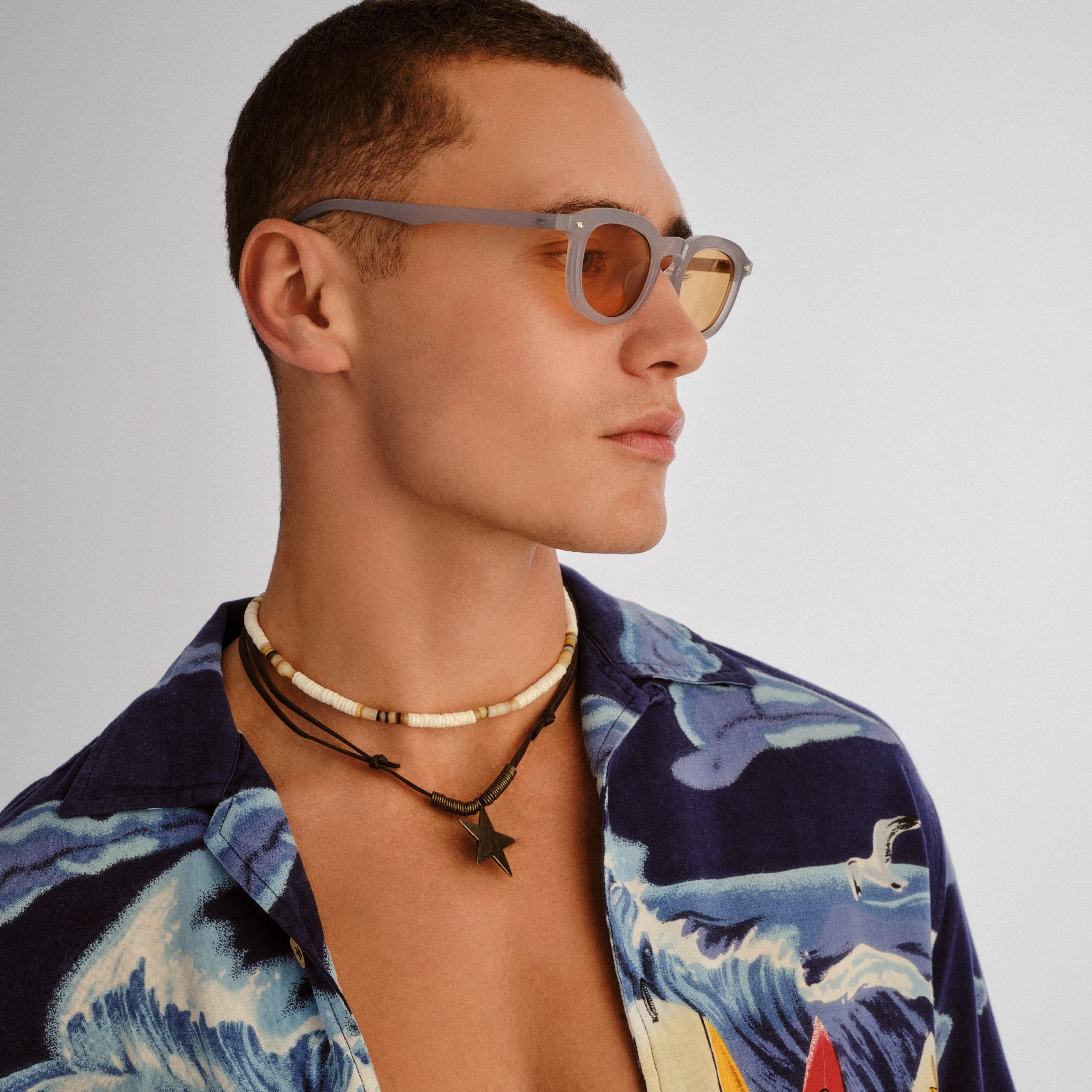 Heart Throb Mist Uni-Sex Round Sunglasses | Le Specs