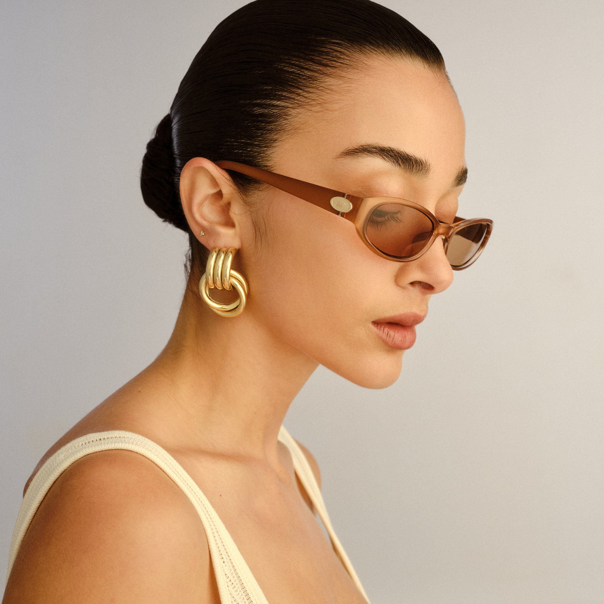 Popalicious Wide Fit Pearl Caramel Female Oval Sunglasses | Le Specs